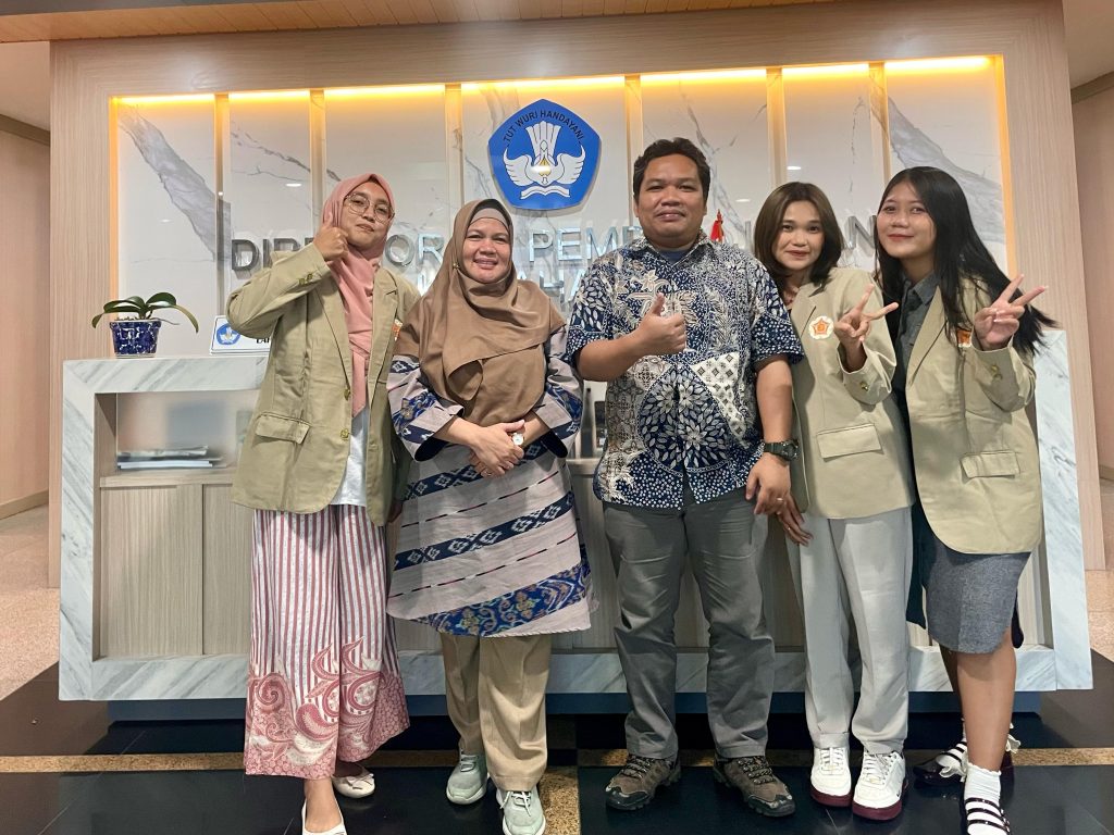 Menggali Pemahaman Mahasiswa: Pengalaman Magang MMPT dalam Layanan ...